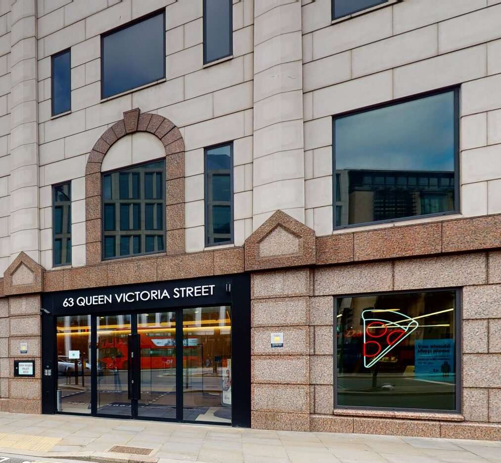 Savills | 63 Queen Victoria Street, London EC4N 4UA | Properti disewakan