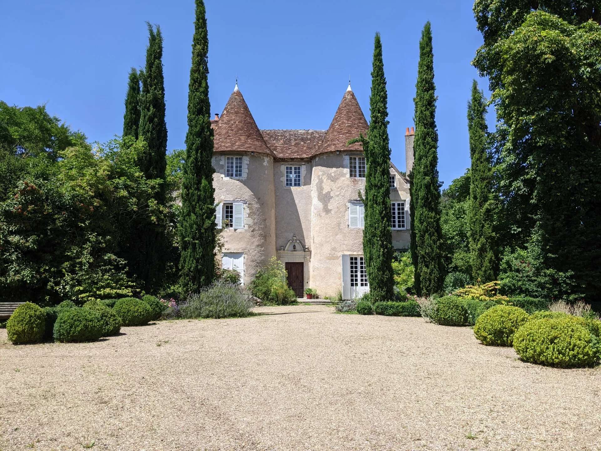 Castles for sale in Europe | Savills