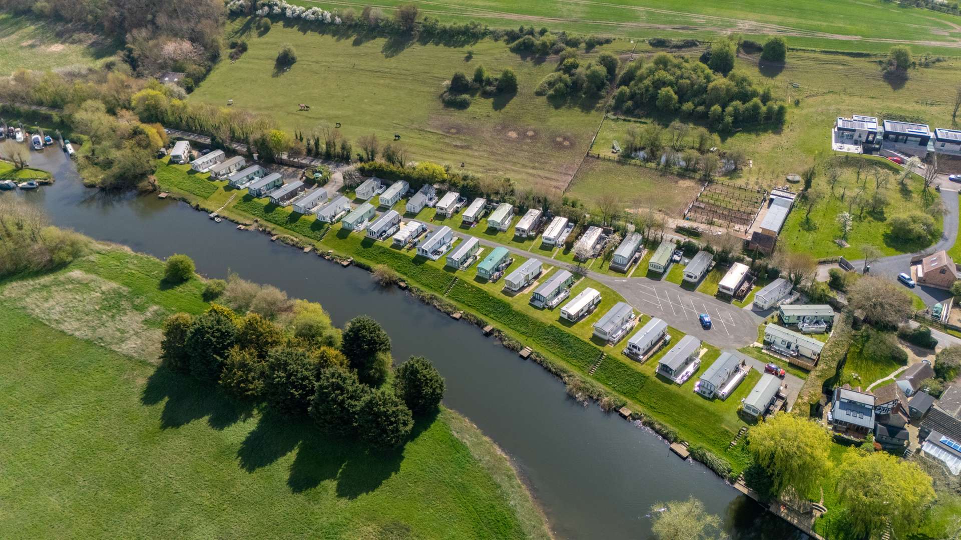 Dovecote Riverside Caravan Park and Moorings, Welford Road, Barton, Bidford-on-Avon, Alcester ...