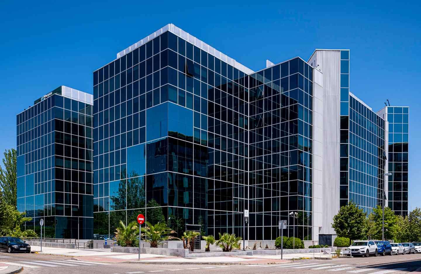 Edificio Partenon - Campo de las Naciones, Avda. Partenón 16 - 18 ...