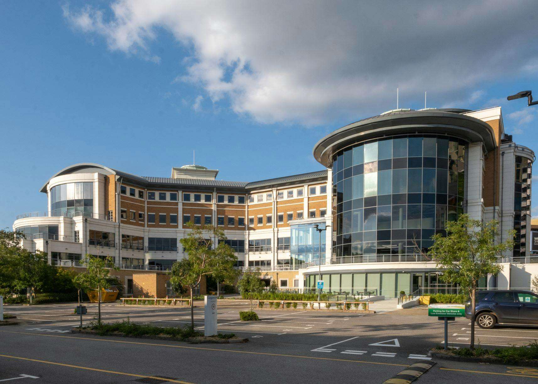, Goldsworth Place, Woking, GU21 6DB | Property to rent | Savills