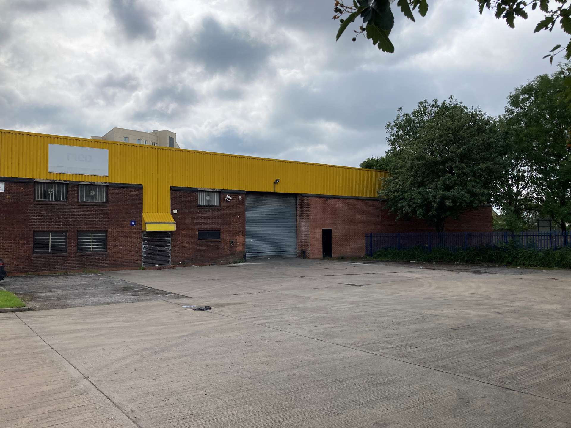 Unit 5, Westlink Business Park, James Corbett Road, Salford, M50 1DE ...