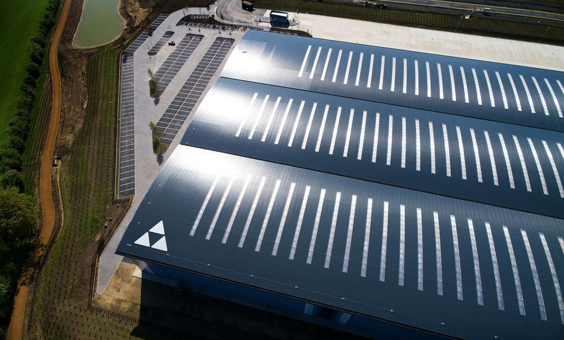 Symmetry Park Oxford, Junction 9, M40, Little Chesterton, OX25 3PD ...