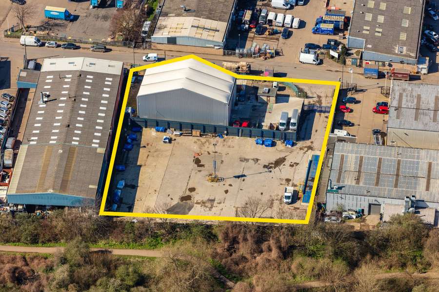 For Sale Long Leasehold, 48 Weir Road, London, SW19 8UG | Property for ...