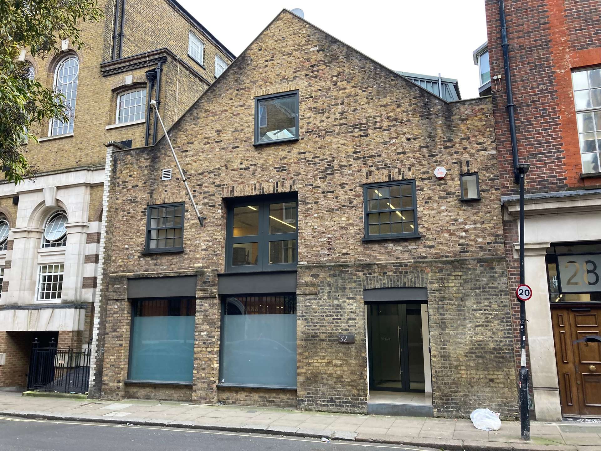 Offices for sale in London, England | Savills