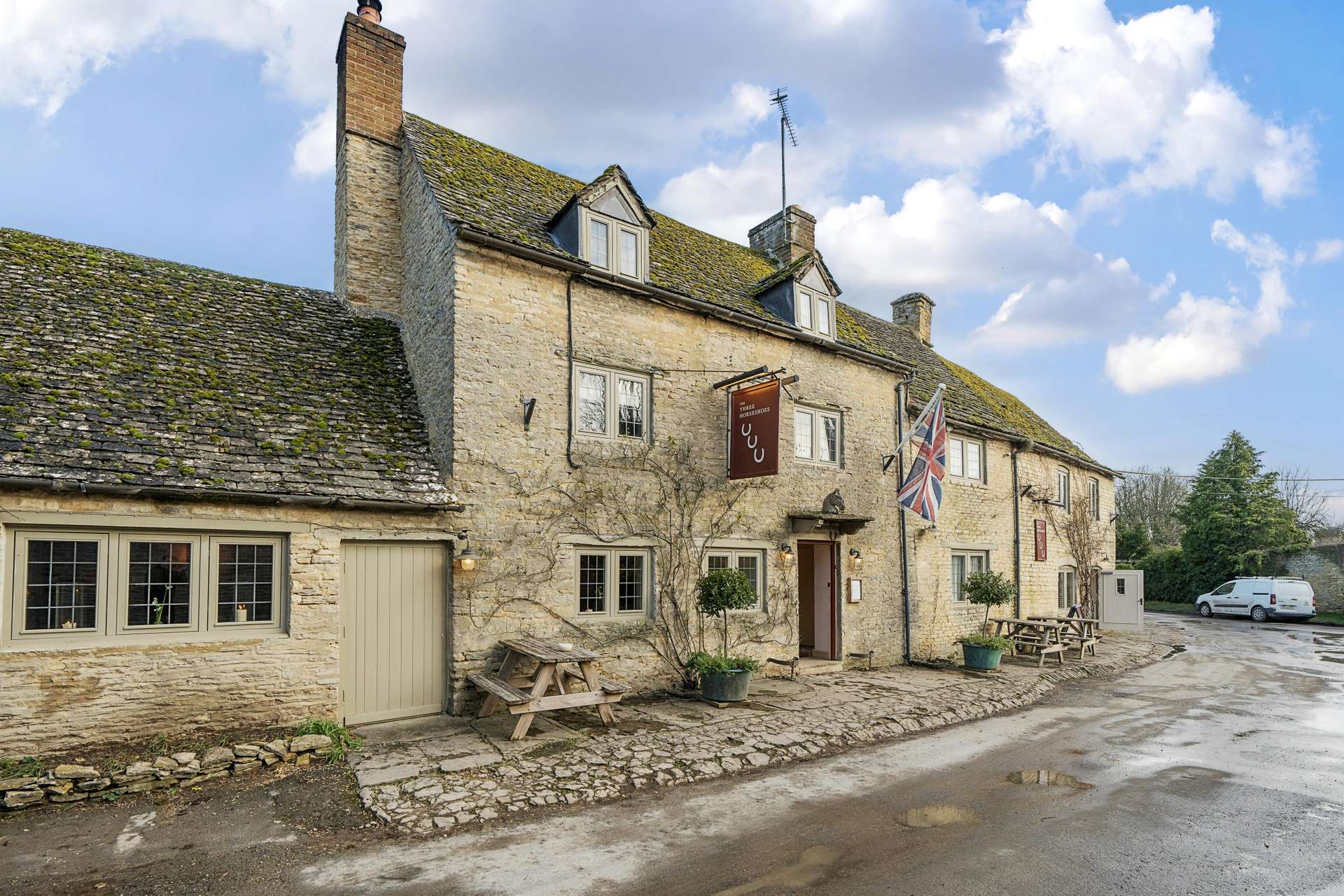 The Three Horseshoes, Asthall, Burford, OX18 4HW | Property for sale ...