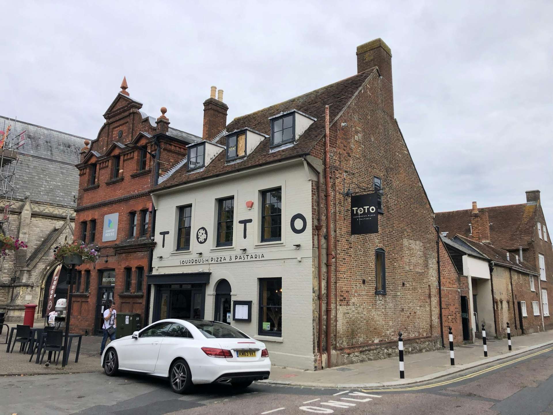 Toto, 15 St. Thomas' Square, Newport, PO30 1SL | Property for sale ...