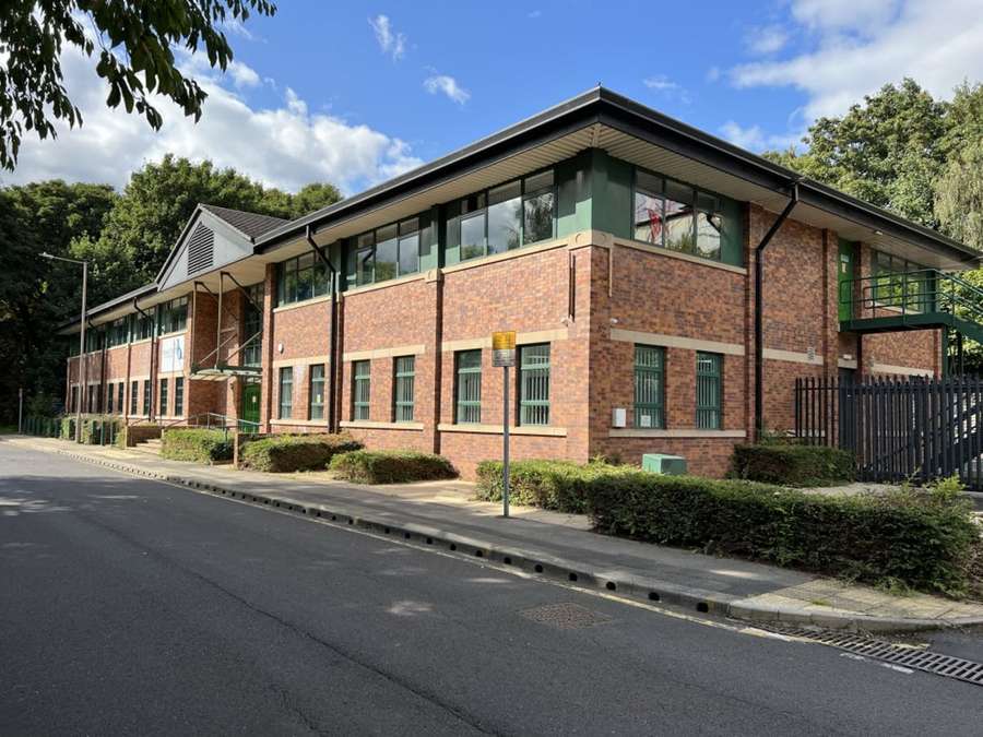 1 Beevor Court, Pontefract Road, Barnsley, S71 1HG | Property to rent ...