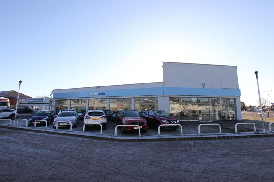 Bravo Auto, Moor Street, Burton-on-Trent, DE14 3SY | Property for sale ...