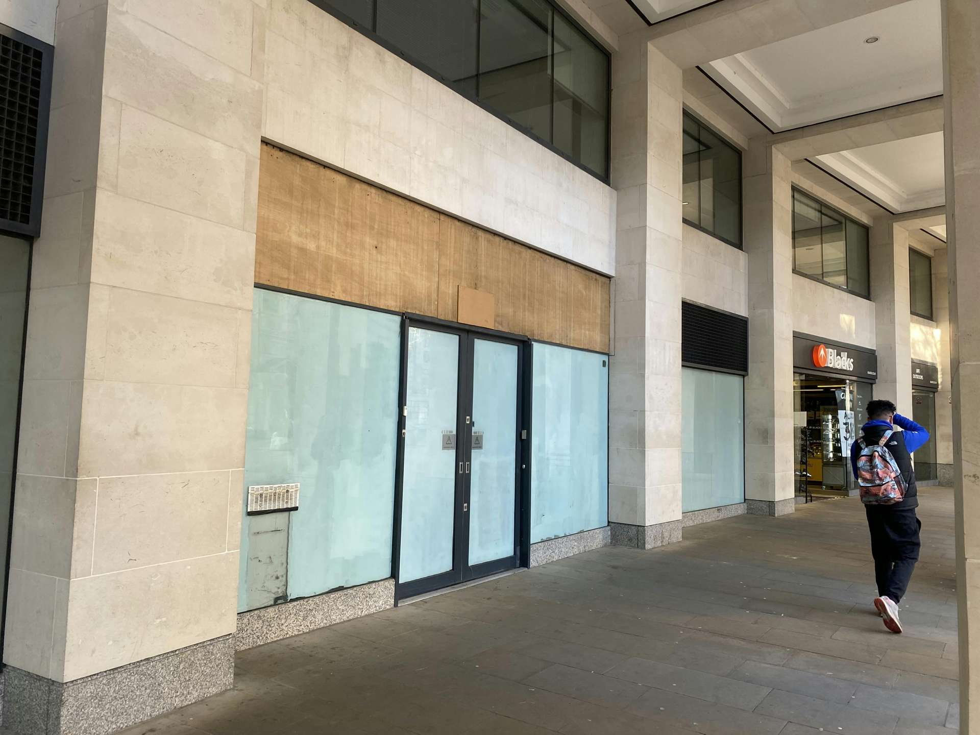 Unit 3, Juxon House, St Paul's Churchyard, St Paul's, EC4M 8BU ...