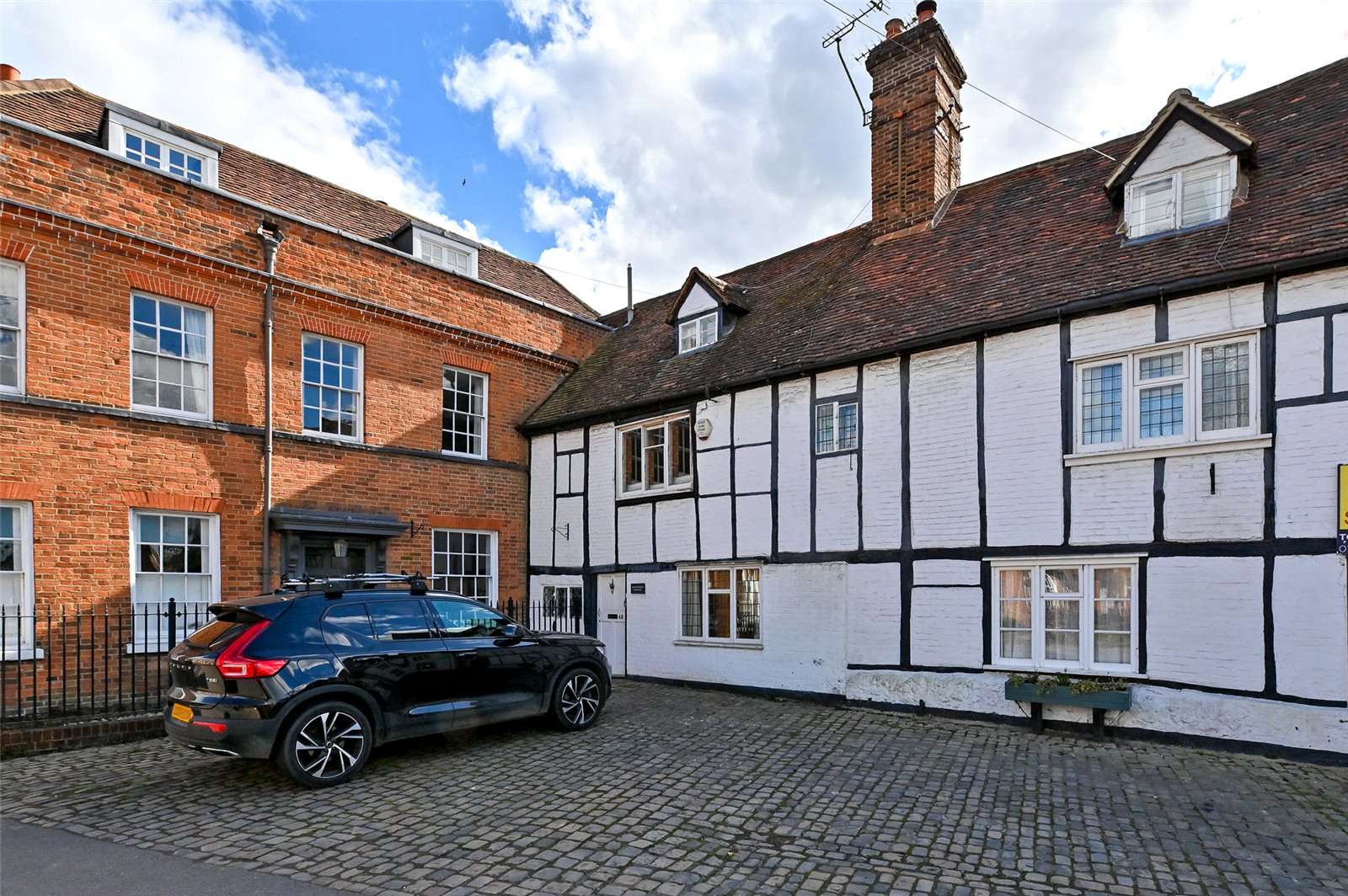 The Broadway, Amersham, Buckinghamshire, HP7 0HJ | Property for lease ...