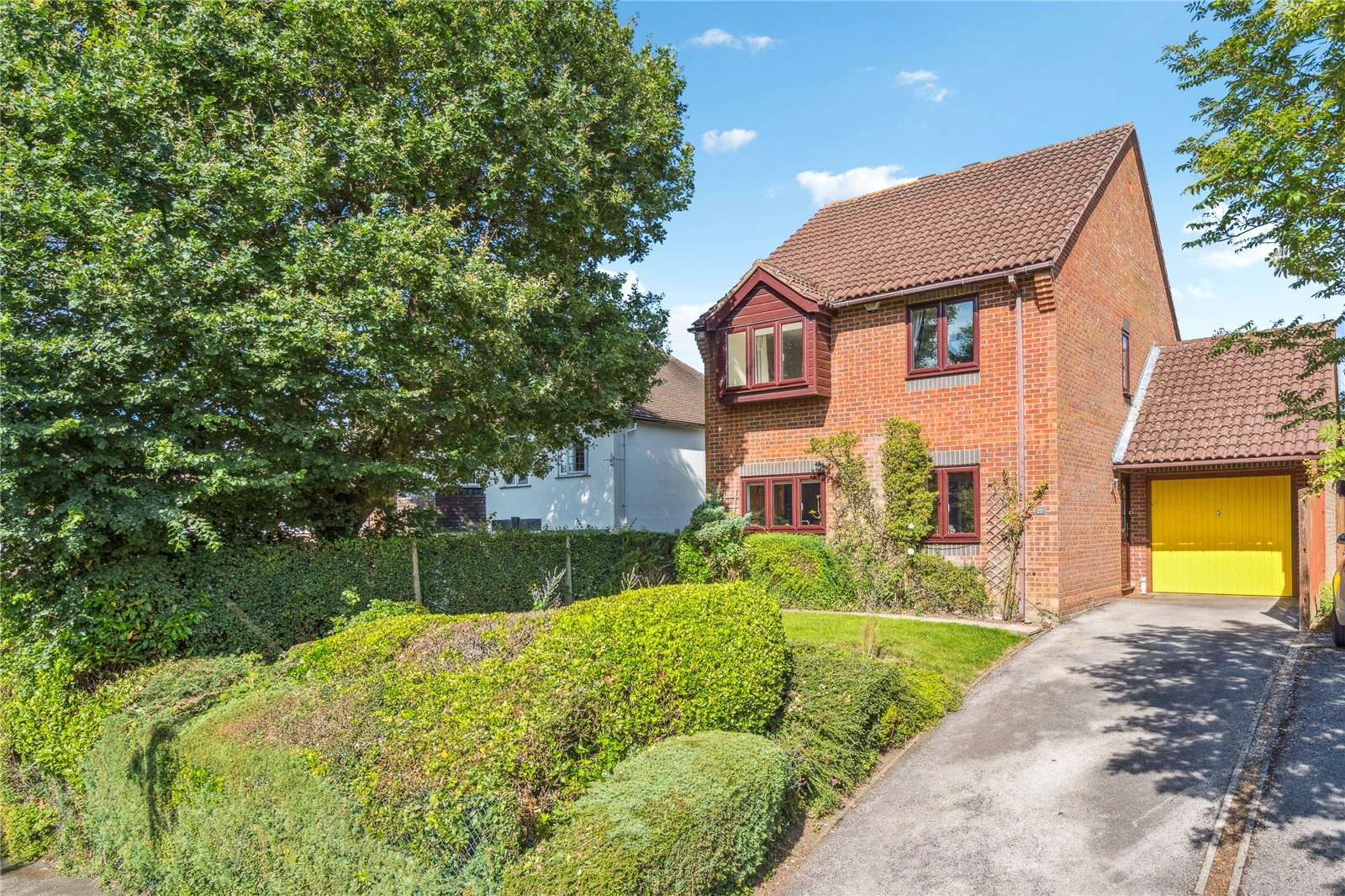 Houses for sale in Great Kingshill, Buckinghamshire | Savills