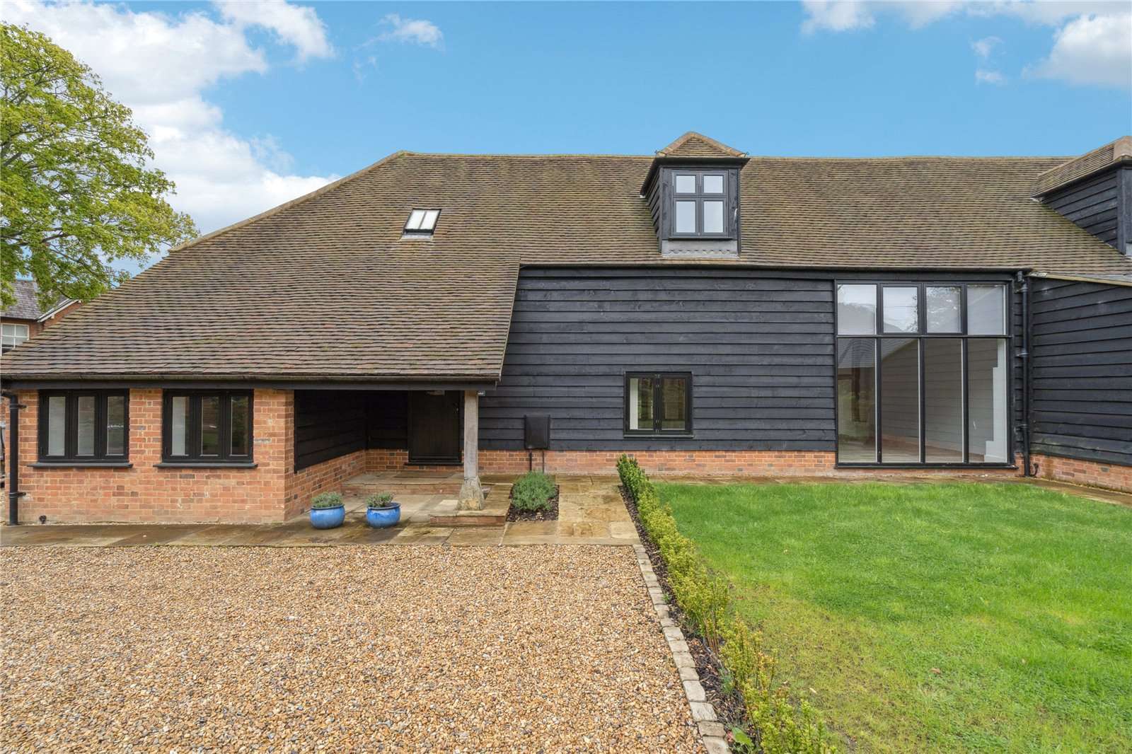 Houses for sale in Great Kingshill, Buckinghamshire | Savills