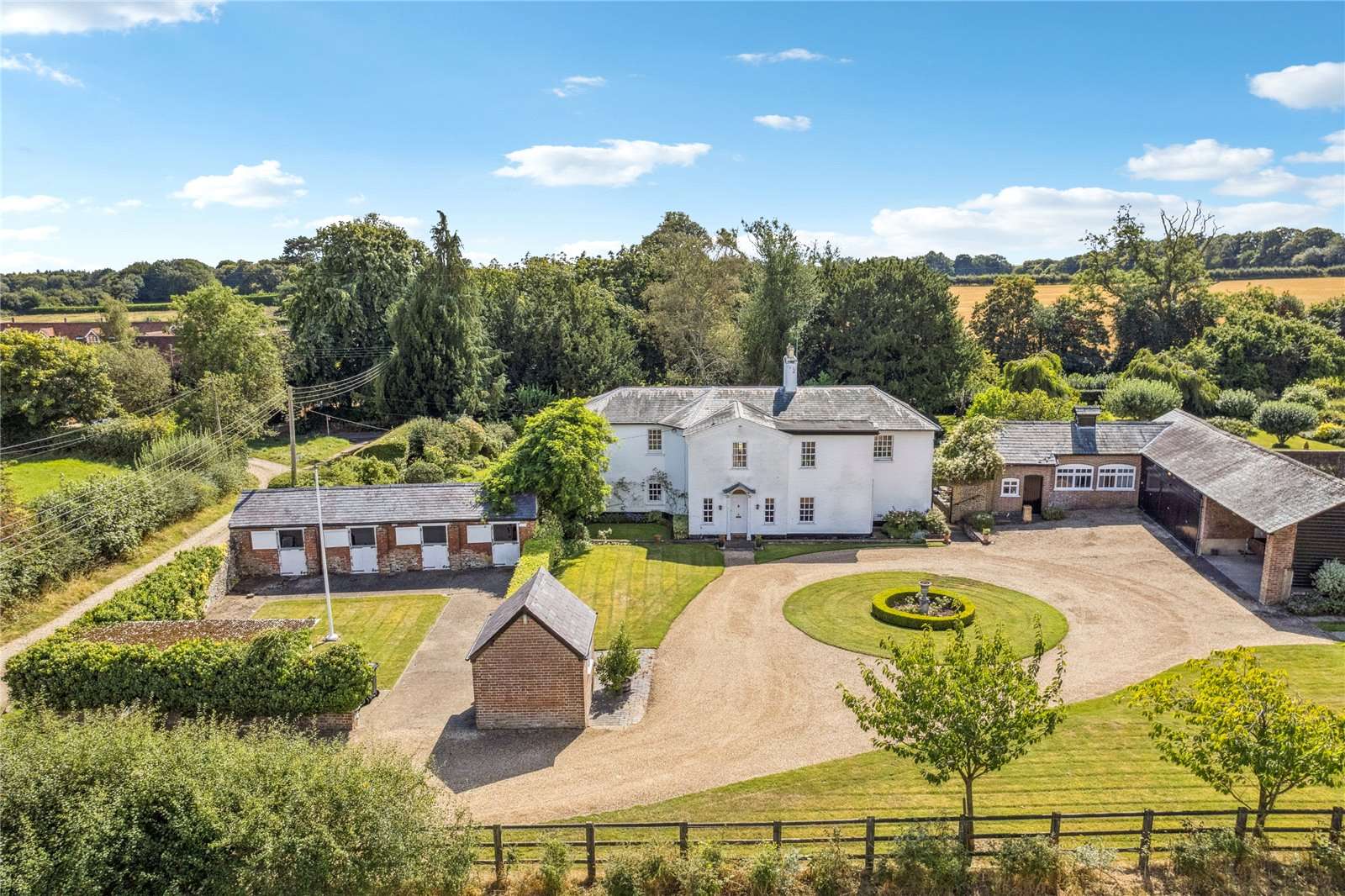 Houses for sale in Great Kingshill, Buckinghamshire | Savills