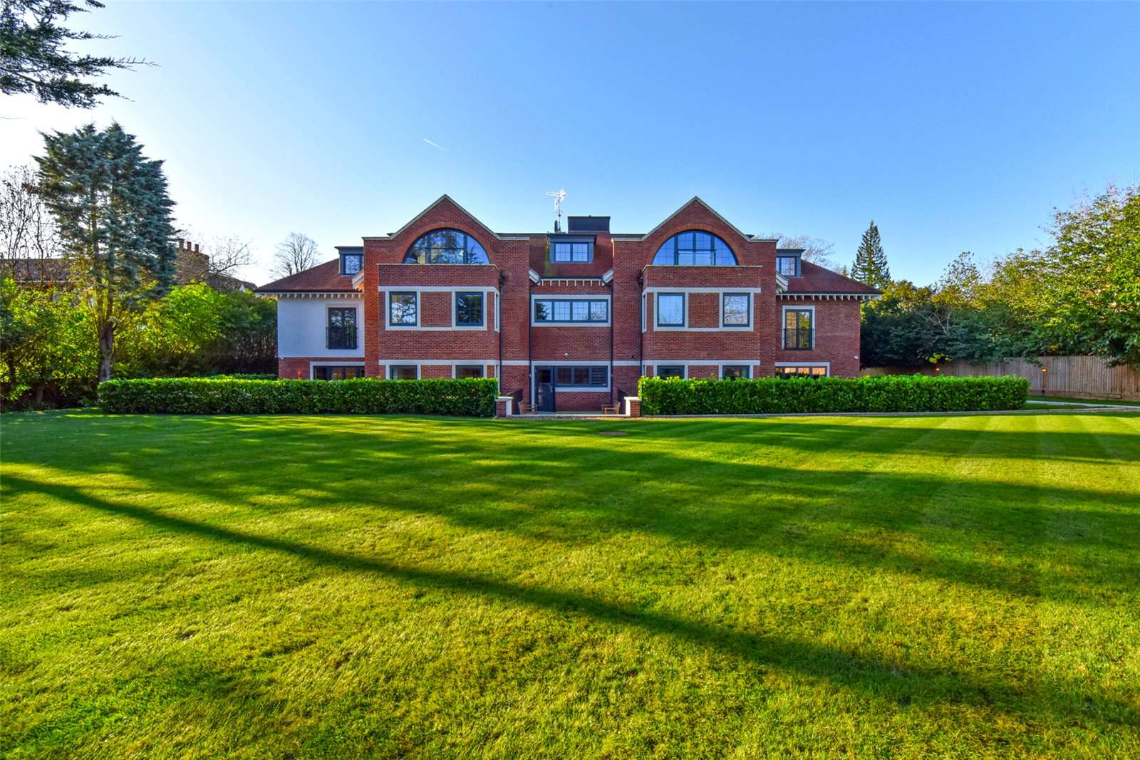 Wellington Court, 66 Penn Road, Beaconsfield, Buckinghamshire, HP9 2LS ...