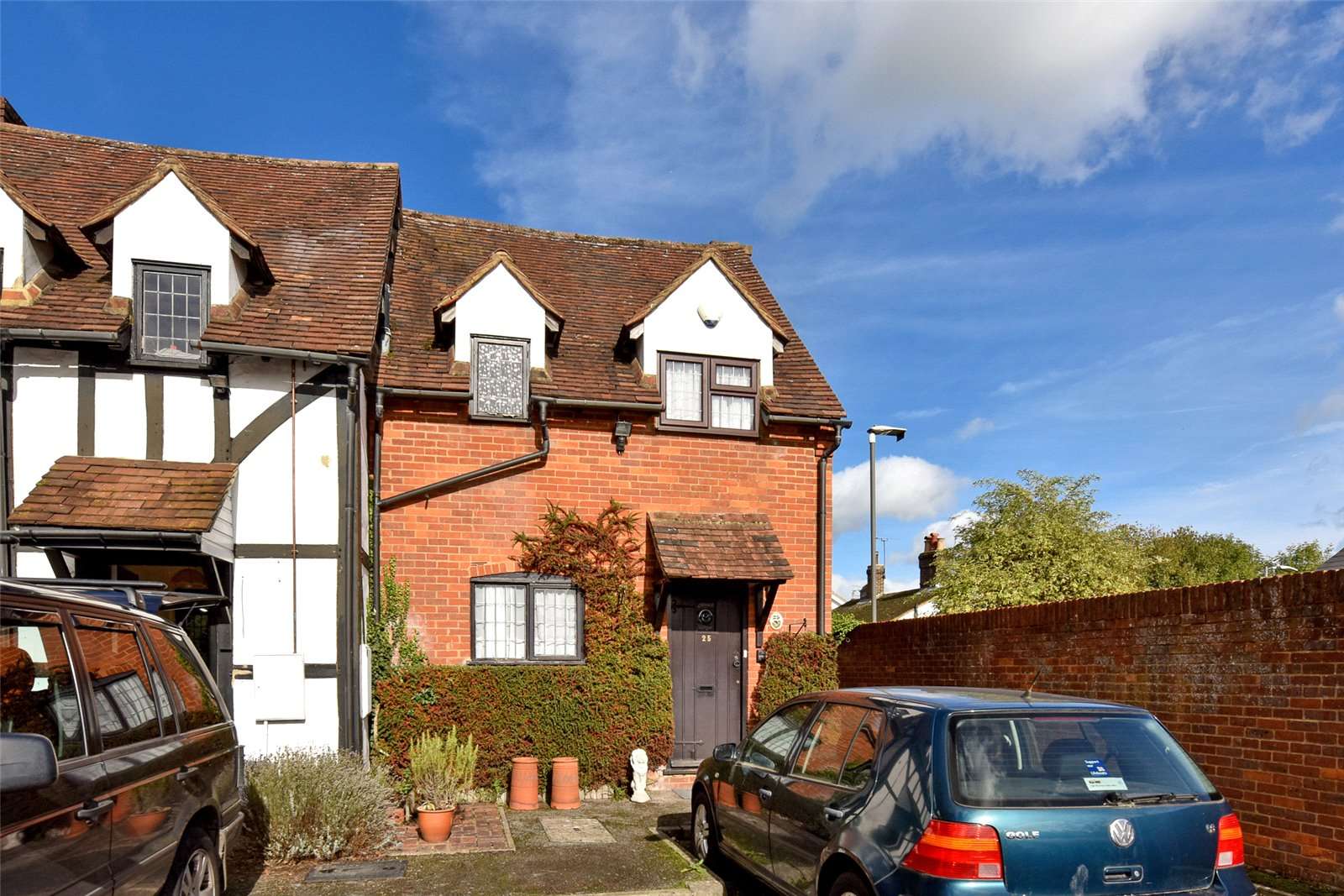 Red Lion Way Wooburn Green High Wycombe Buckinghamshire HP10 0HT