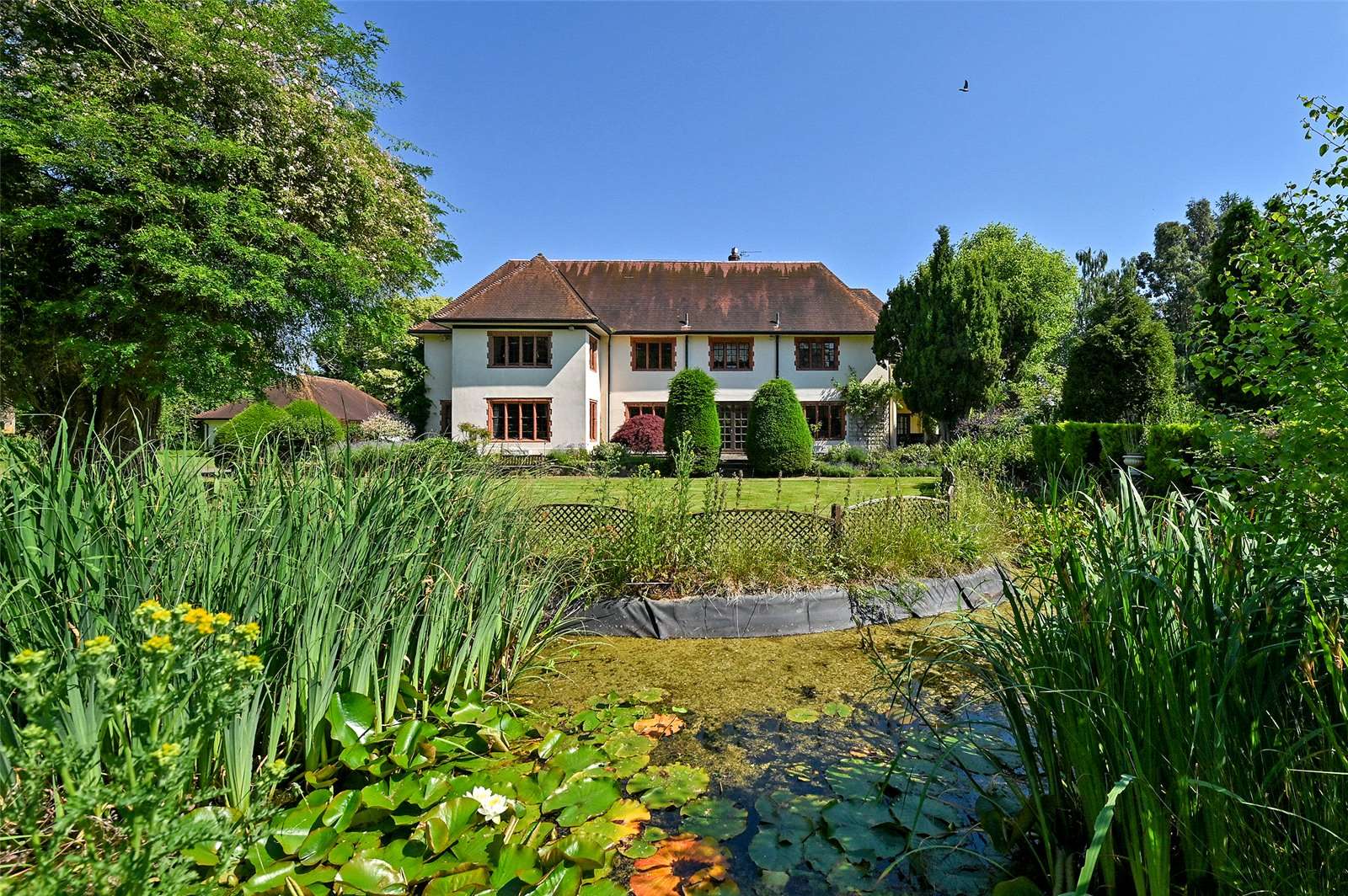 Amersham Road, Beaconsfield, Buckinghamshire, HP9 2UG | Property to ...
