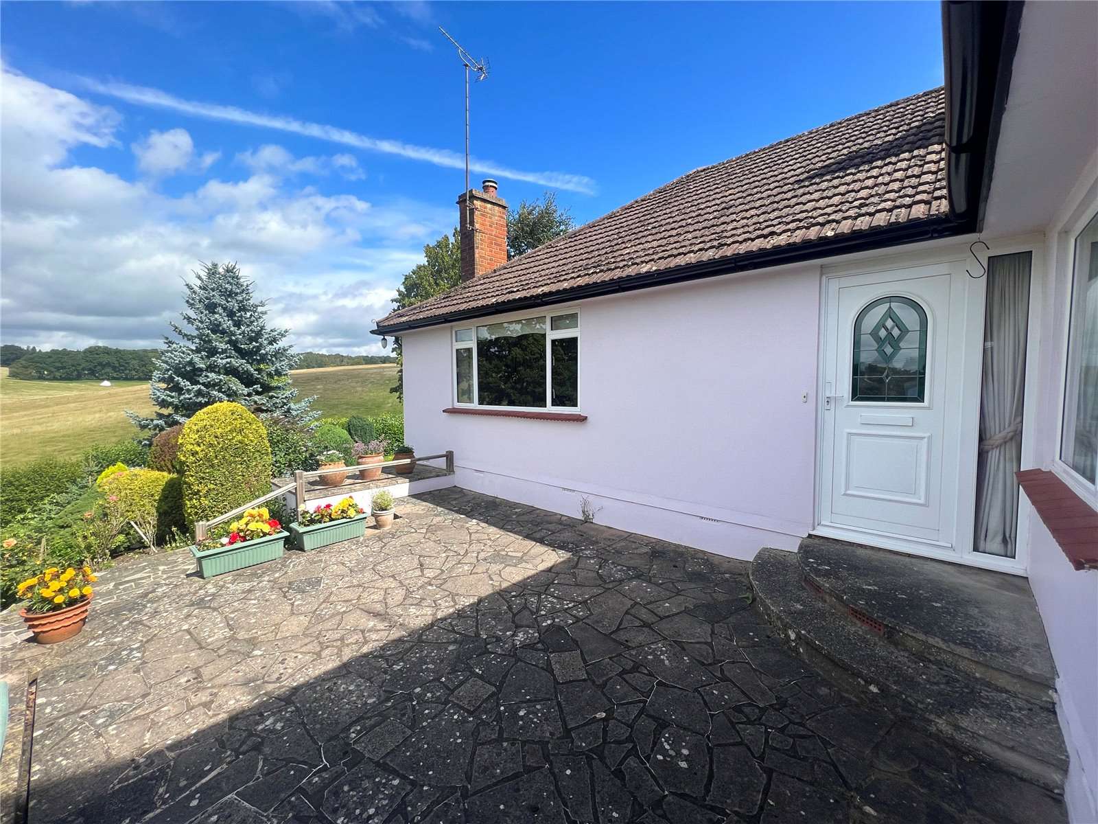 Cherry Drive, Forty Green, Beaconsfield, Buckinghamshire, HP9 1XP ...