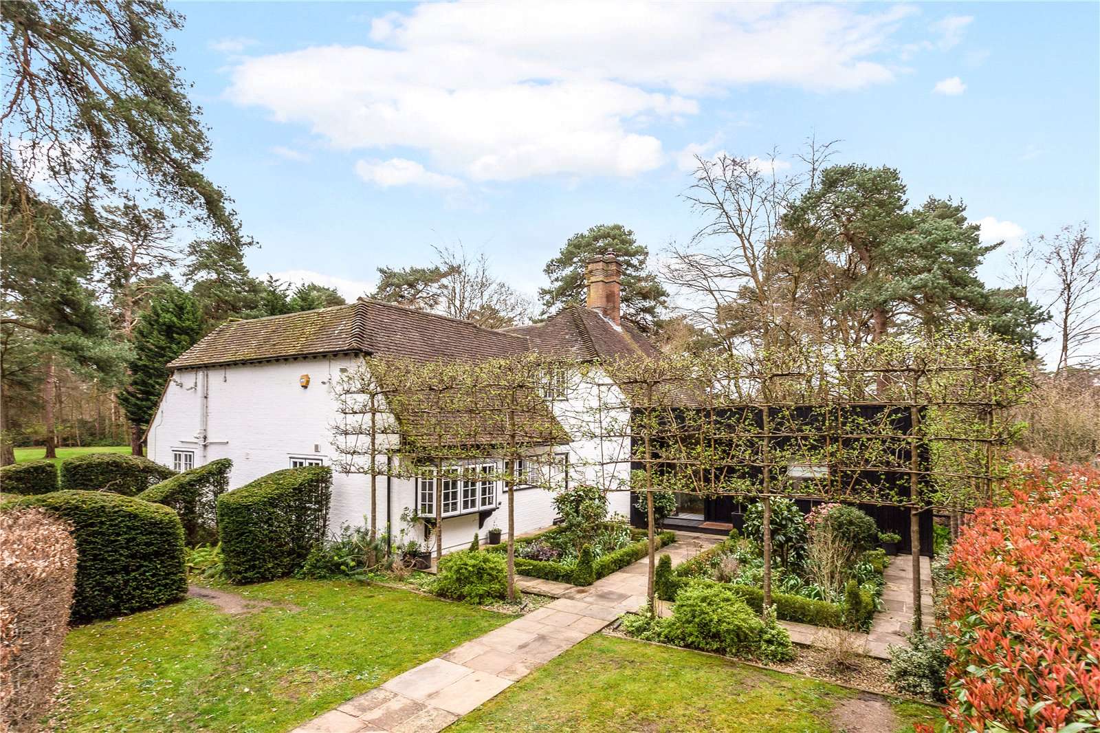 Stoke Common Road, Fulmer, SL3 6HB | Eigentum zum Kaufen | Savills