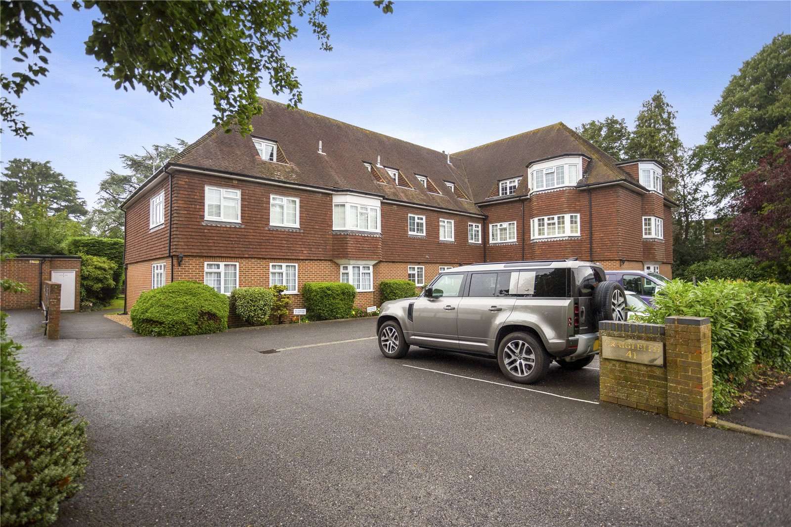 Grove Road, Beaconsfield, Buckinghamshire, HP9 1PT | Property for sale ...