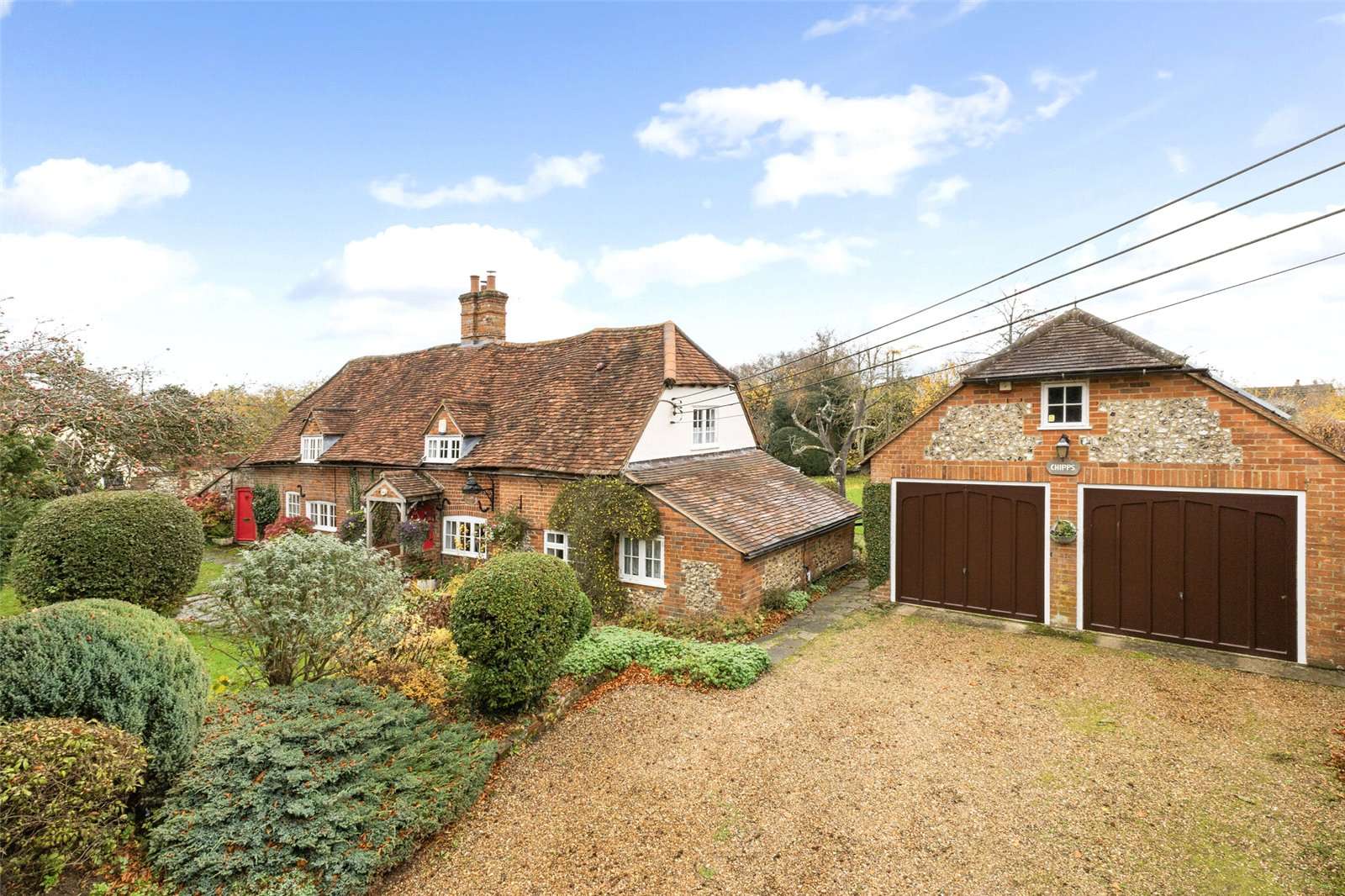 Houses for sale in Great Kingshill, Buckinghamshire | Savills
