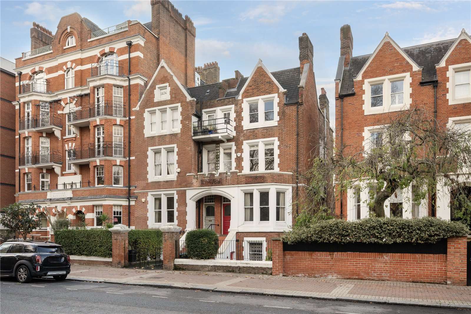 Albert Bridge Road, London, SW11 4PH | Property for sale | Savills