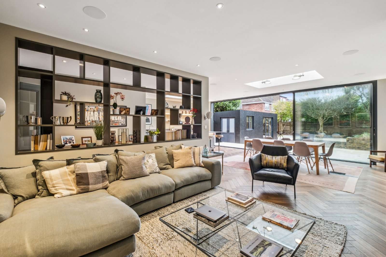 Washington Road, Barnes, SW13 9BG | Property to rent | Savills