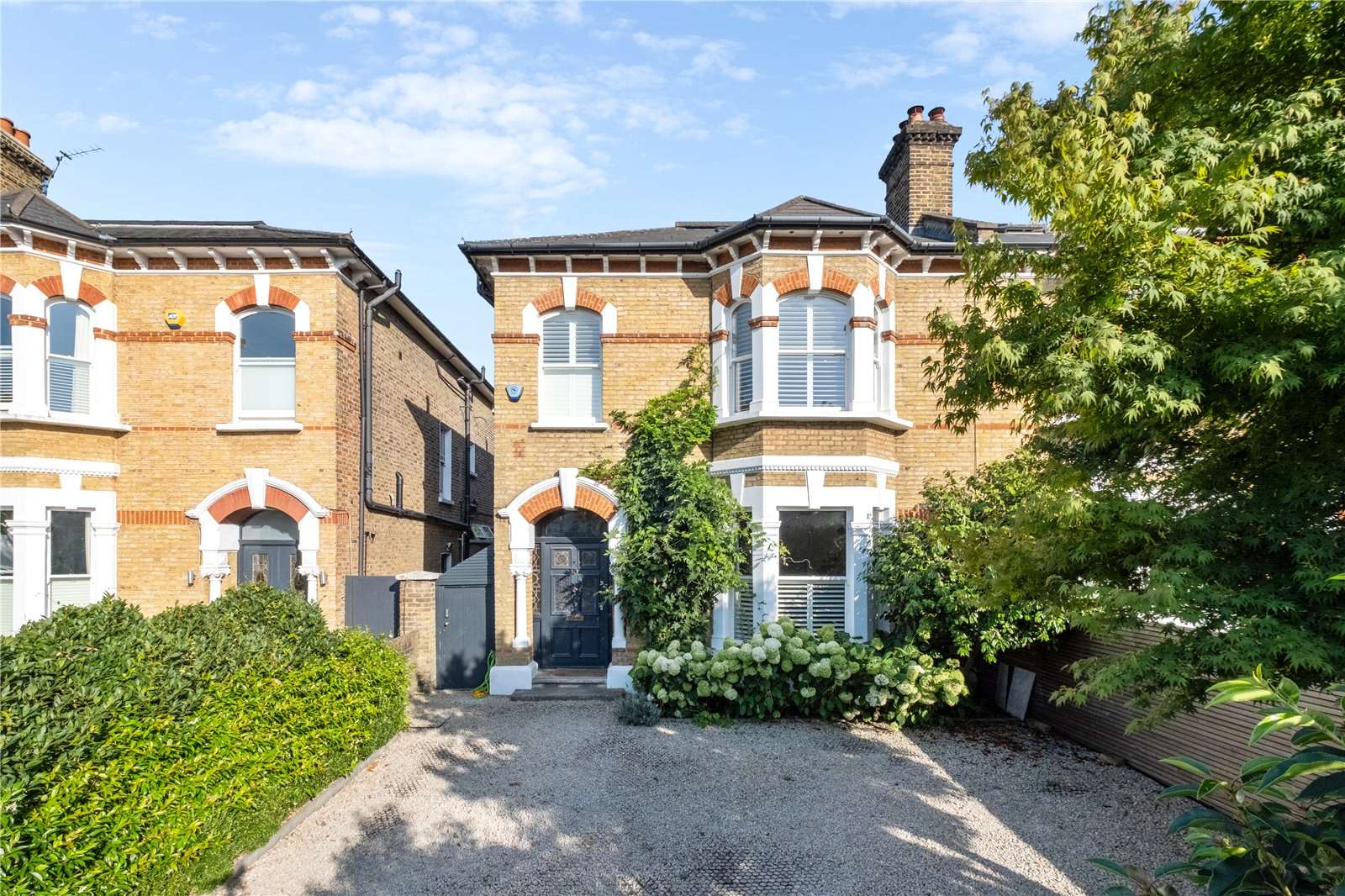 Castelnau, Barnes, London, SW13 9ET | Bất động sản để bán | Savills