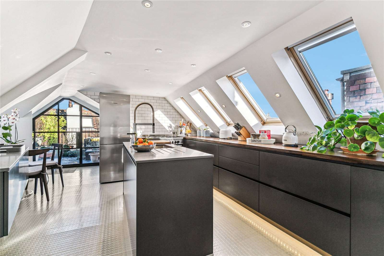 St Anns Road, Barnes, London, SW13 9LH | Property for sale | Savills