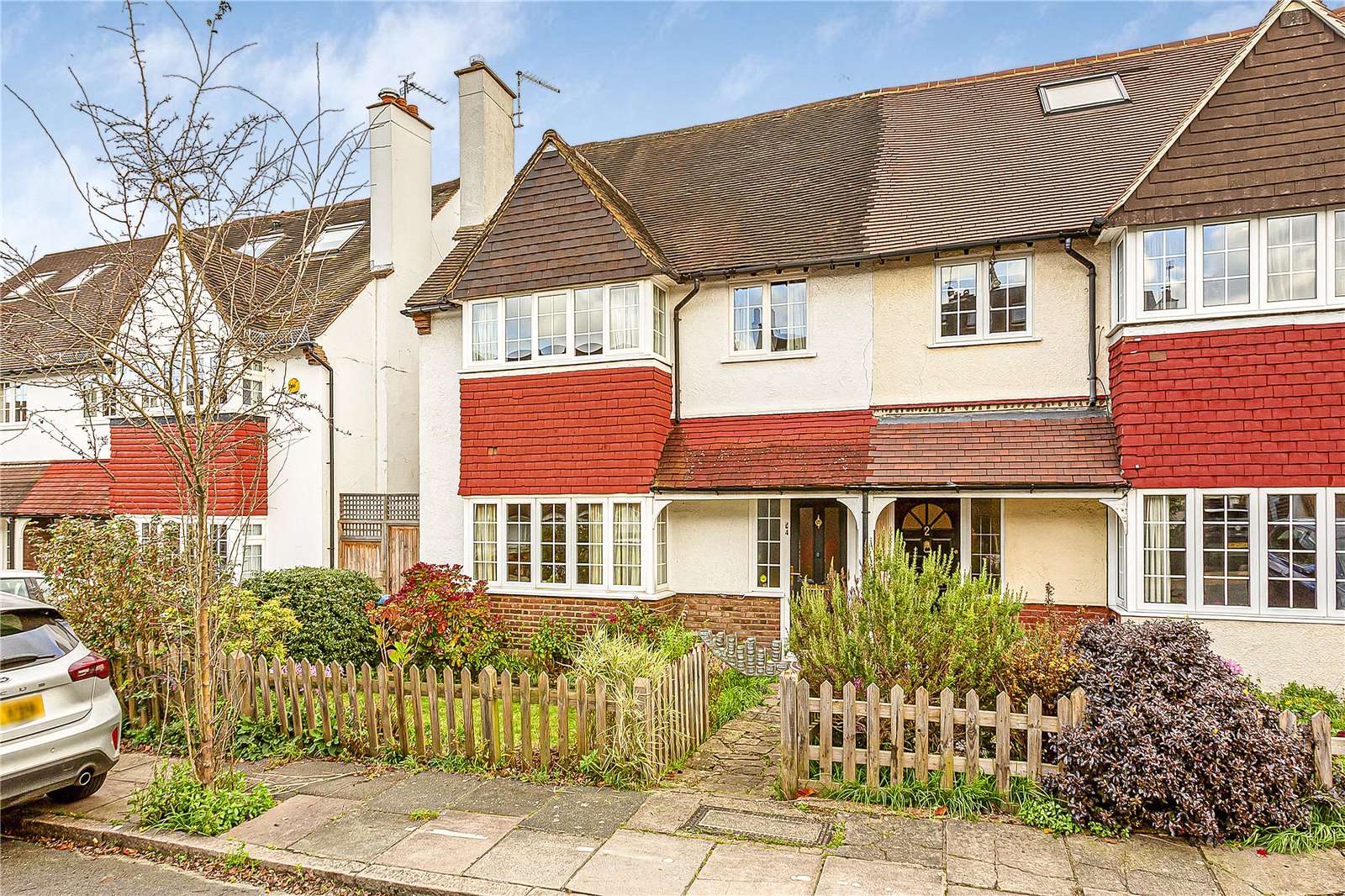 Four bedroom houses for sale in London, England | Savills