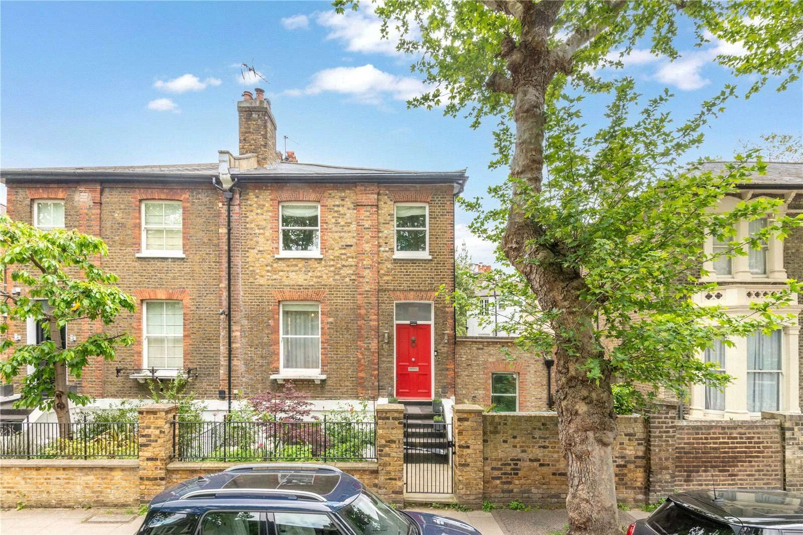 Four Bedroom Houses For Sale In Hammersmith London Savills