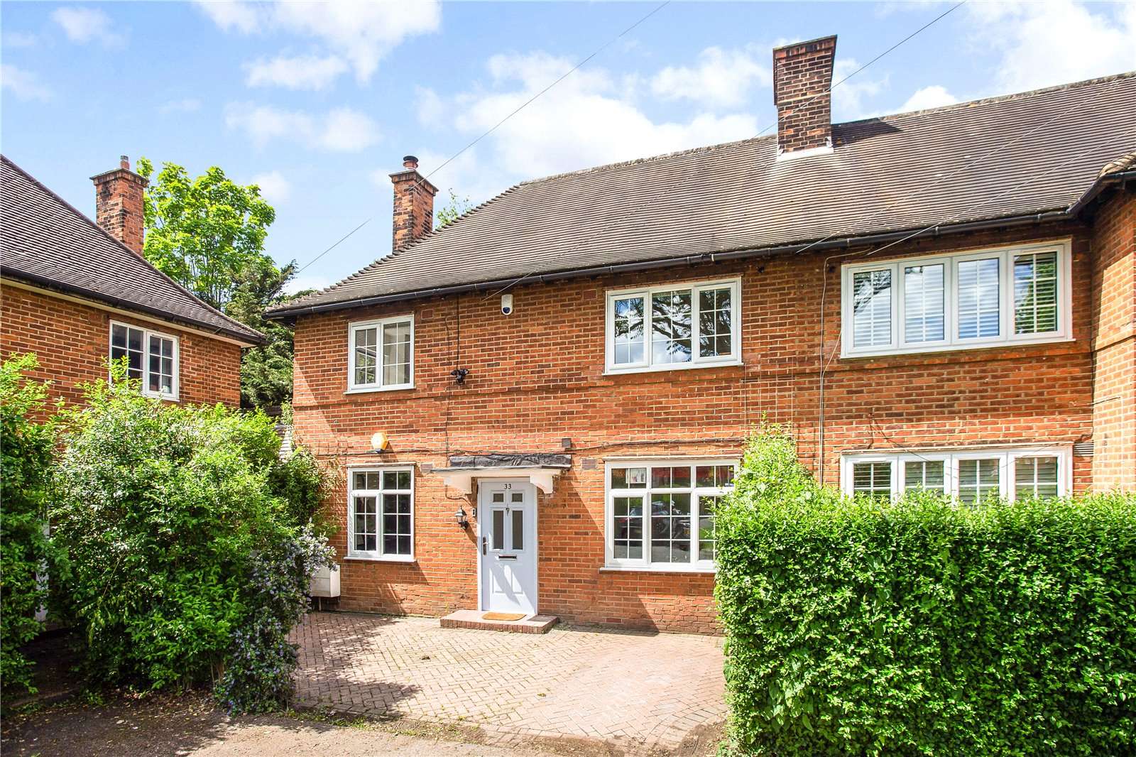 Three bedroom houses for sale in London, England | Savills