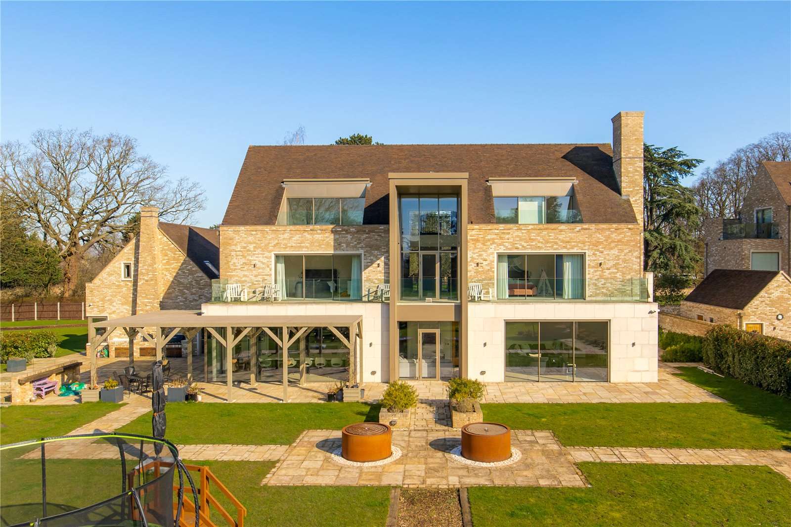 Cambridge Road, Great Shelford, Cambridge, Cambridgeshire, CB22 5JE ...