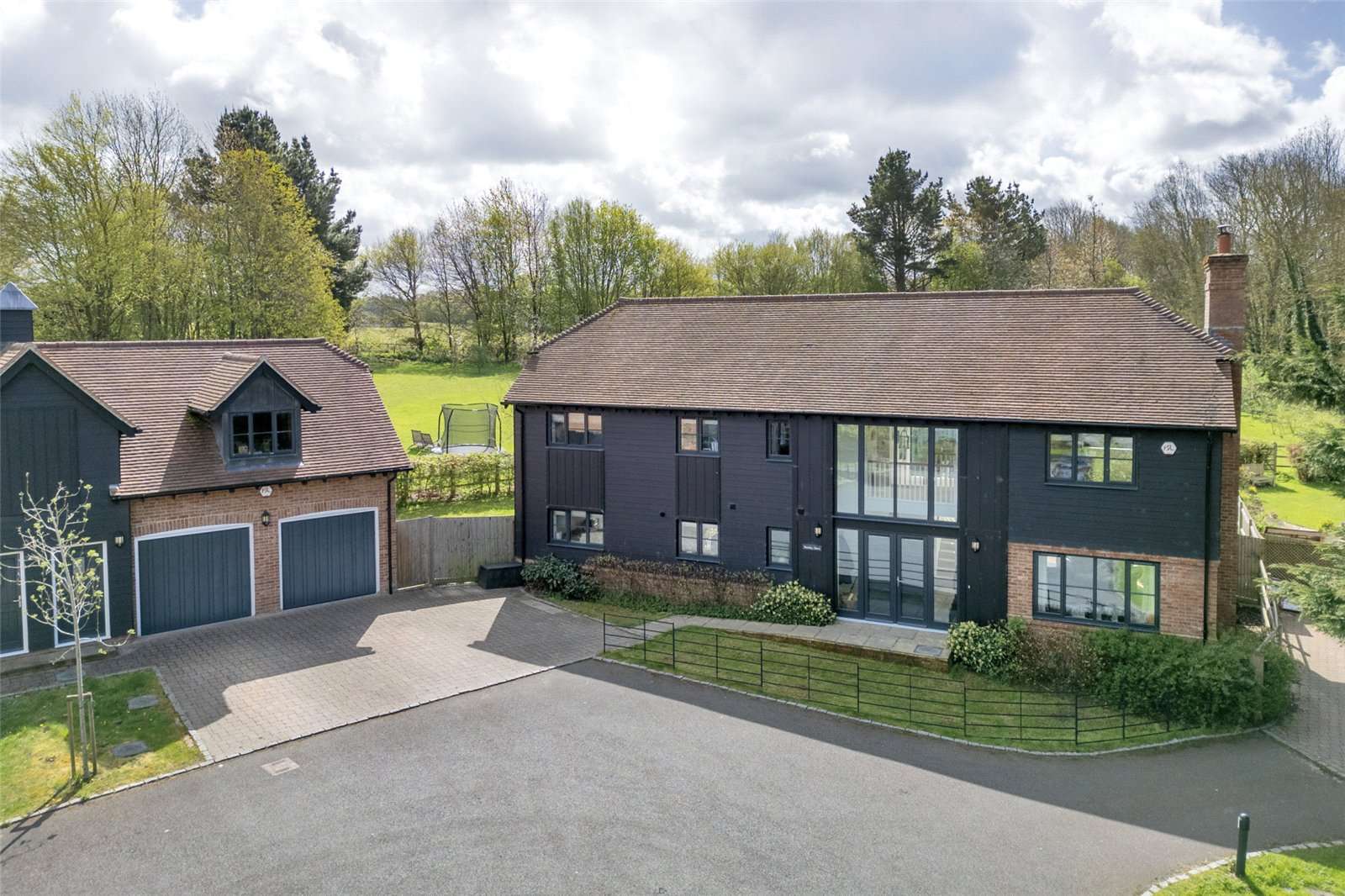 Market Place Close, Goudhurst, Cranbrook, Kent, TN17 1BF | Property for ...