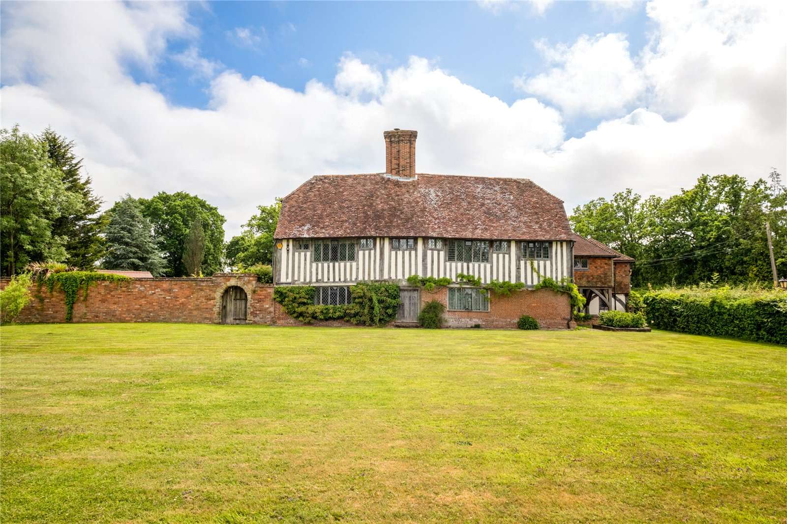 Sissinghurst Road, Biddenden, Ashford, Kent, TN27 8EX | Property for ...