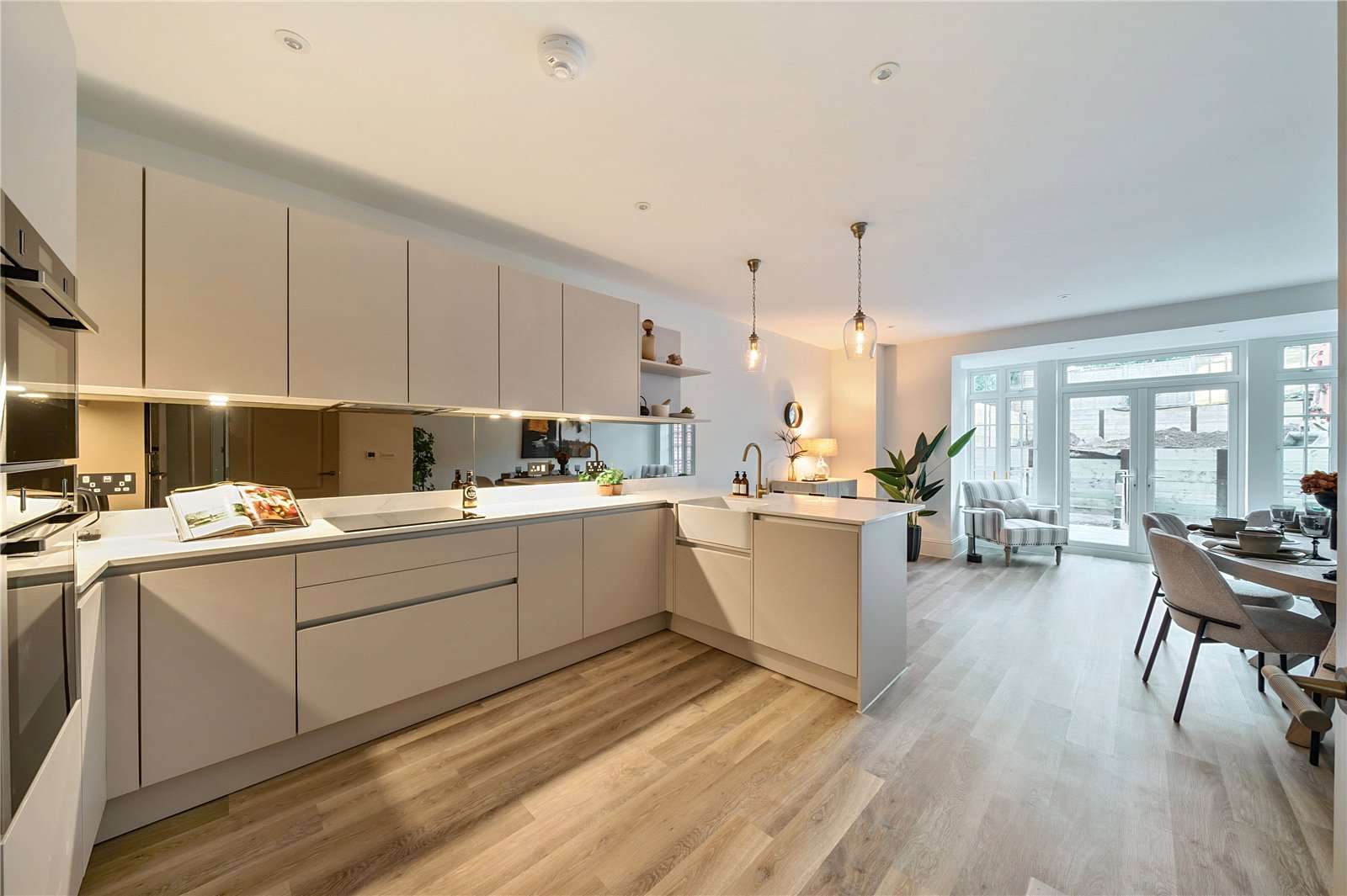 Meyrick Park Crescent, Bournemouth, Dorset, BH3 7AQ | บ้านใหม่สำหรับขาย ...