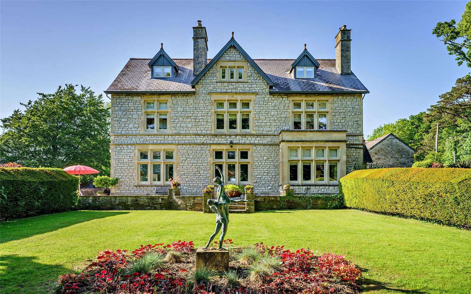 Houses for sale in Penarth Station, Vale of Glamorgan | Savills