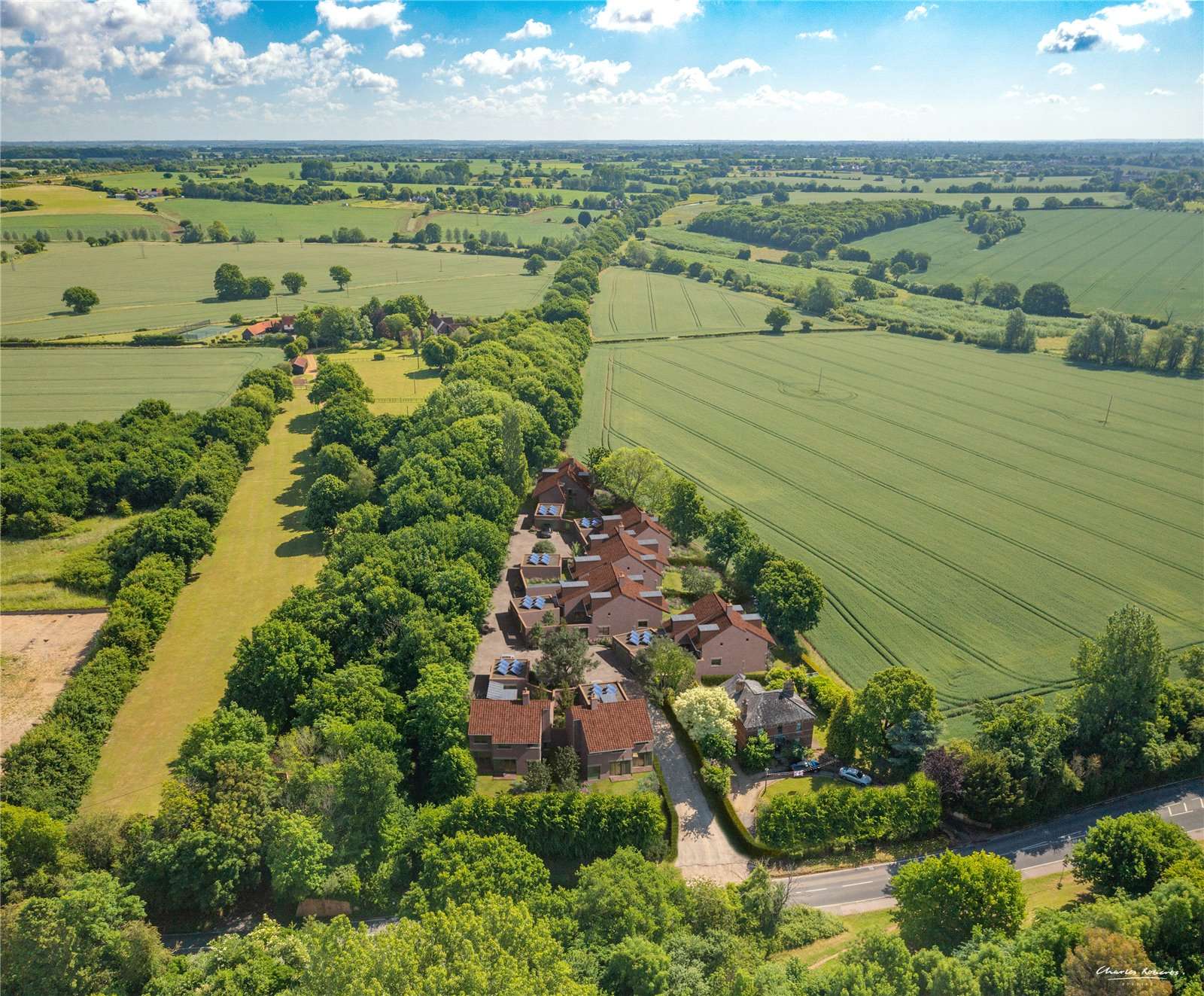 Station Road, Felsted, Dunmow, Essex, CM6 3HF | บ้านใหม่สำหรับขาย | Savills