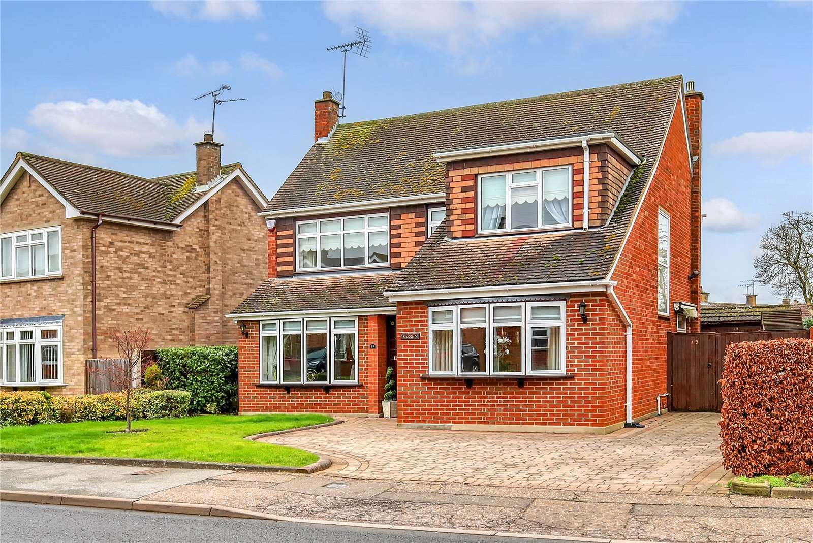Three bedroom houses for sale in Braintree, Essex | Savills