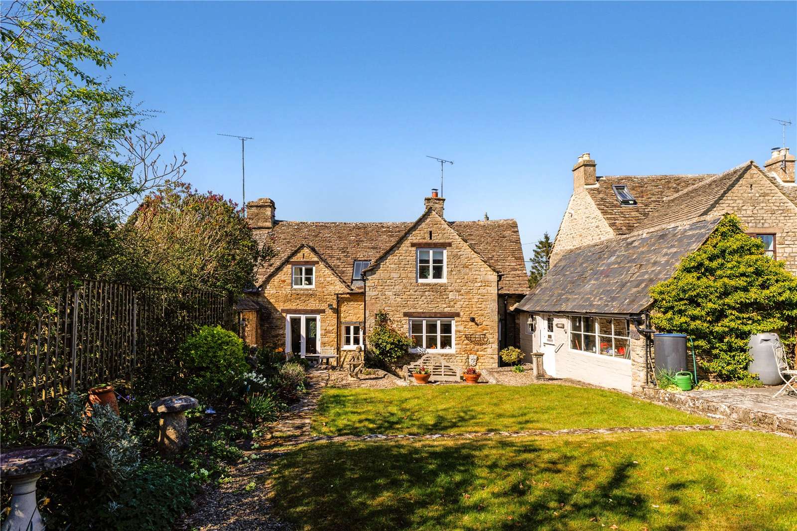 Station Road, South Cerney, Cirencester, Gloucestershire, GL7 5UE ...