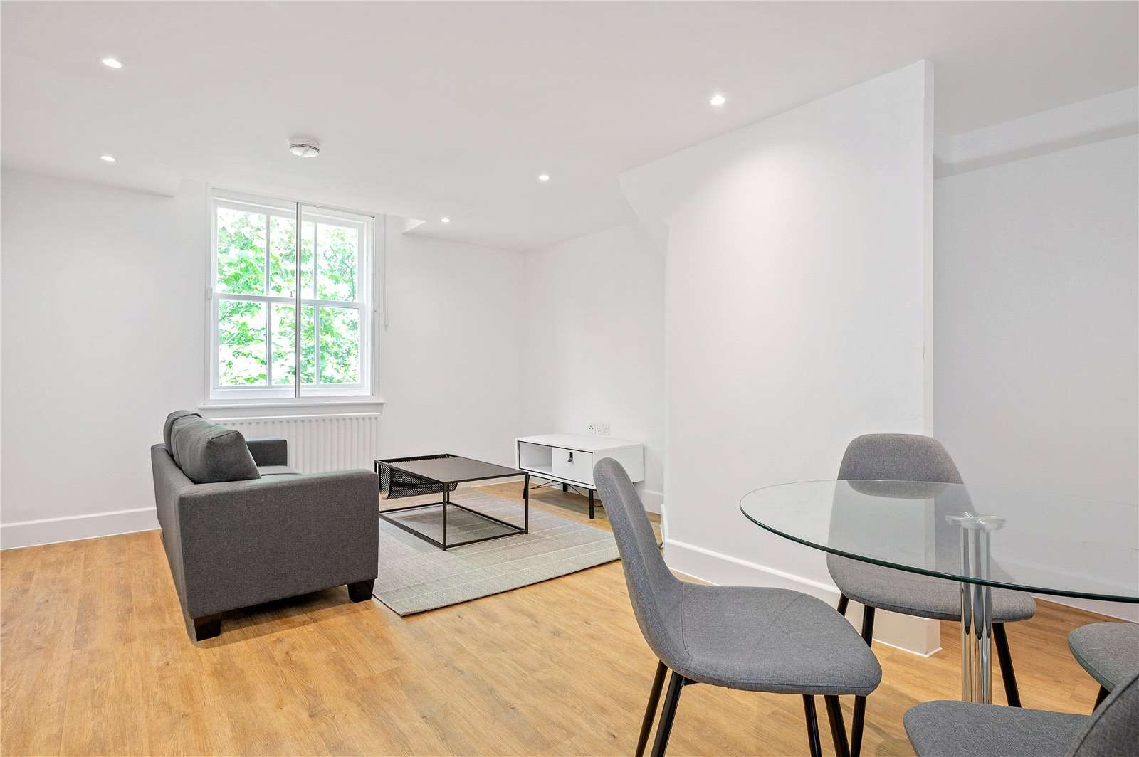 City Road, London, EC1V 2PW | Property to rent | Savills