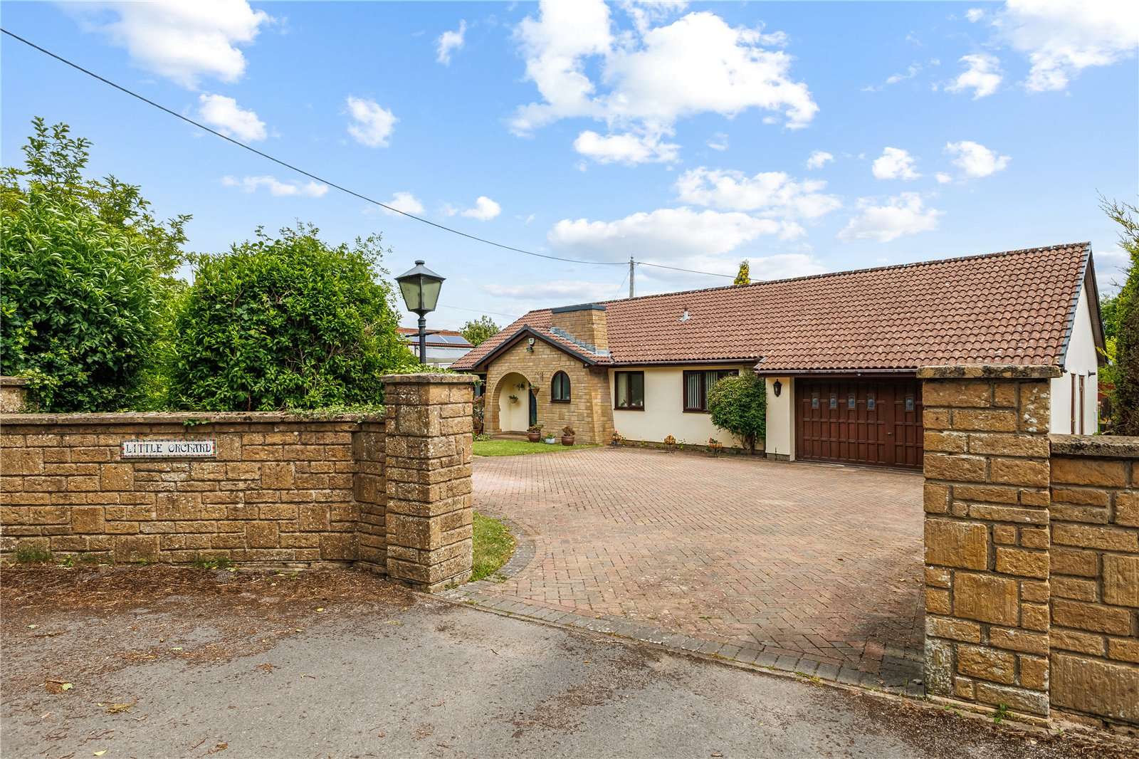 Ram Hill, Coalpit Heath, Bristol, Gloucestershire, BS36 2TZ | Property ...