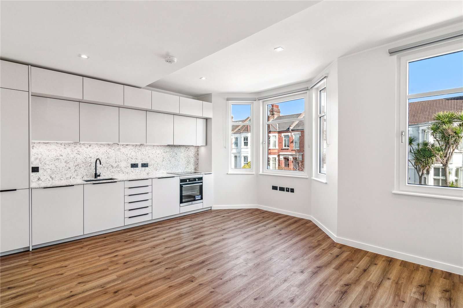 Cavendish Road, London, SW12 0DB | Property to rent | Savills