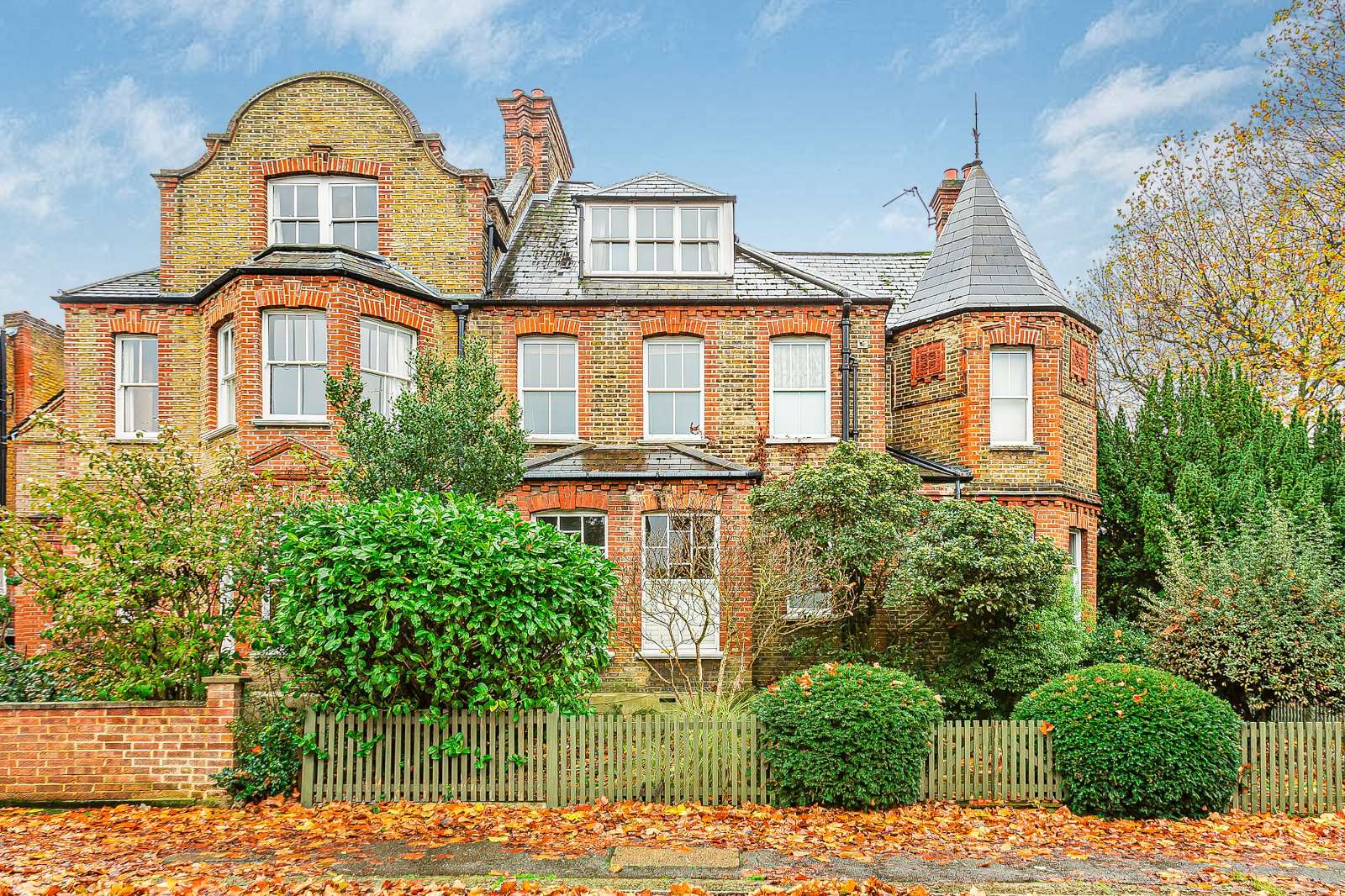 Criffel Avenue, London, SW2 4AZ | Property for sale | Savills