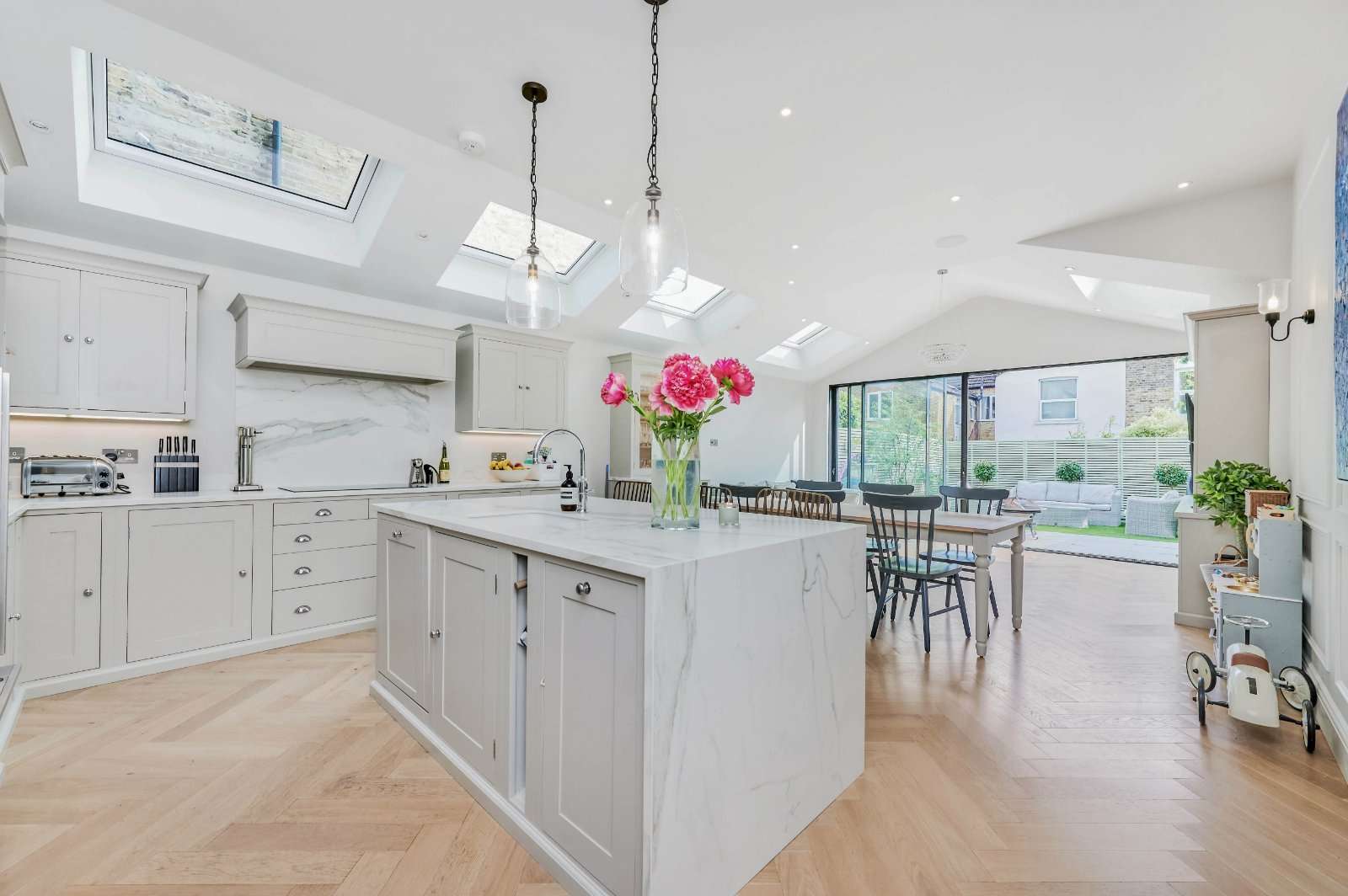 Tunley Road, London, SW17 7QH | Property for sale | Savills