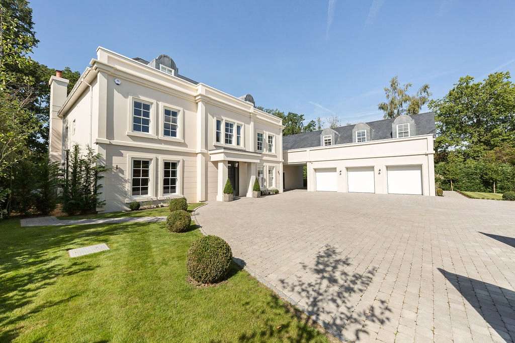 Princes Drive, Oxshott, Surrey, KT22 0UP | New homes for sale | Savills