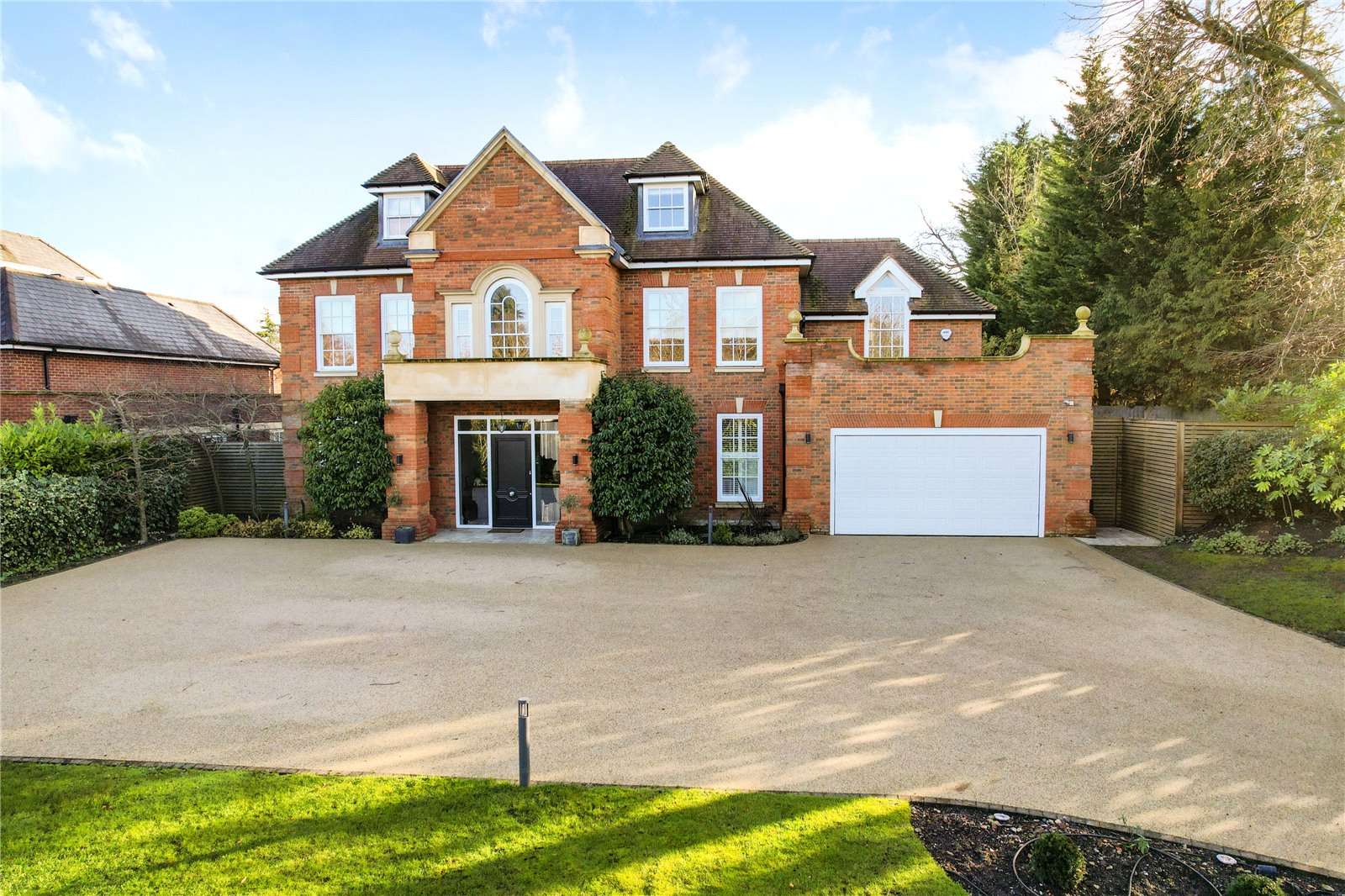 Birds Hill Rise, Oxshott, Leatherhead, Surrey, KT22 0SW | Property for ...