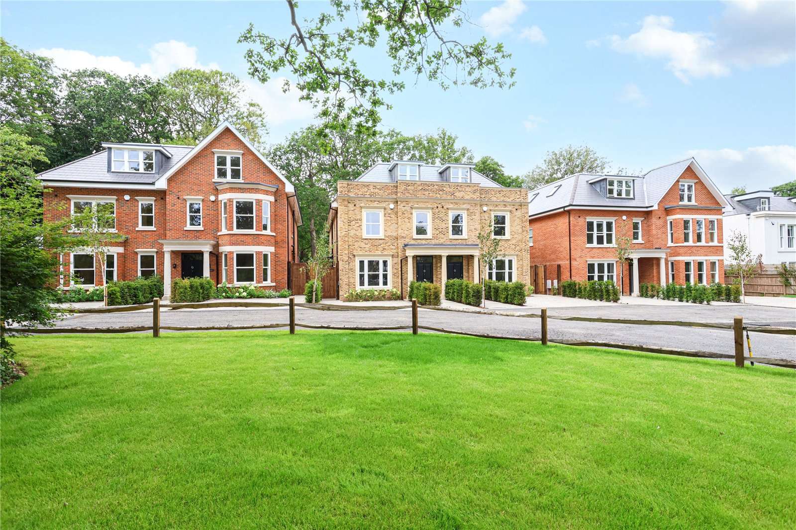 Copsem Lane, Esher, Surrey, KT10 9HJ | บ้านใหม่สำหรับขาย | Savills