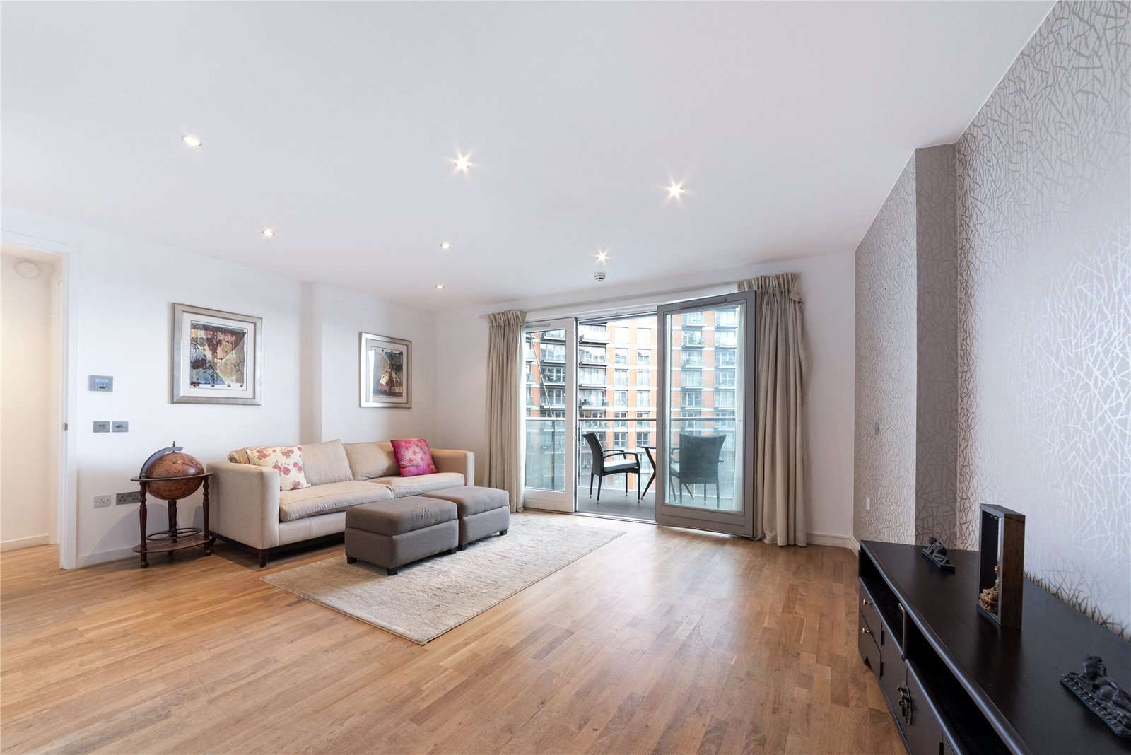Fairmont Avenue, London, E14 9PF | Property to rent | Savills