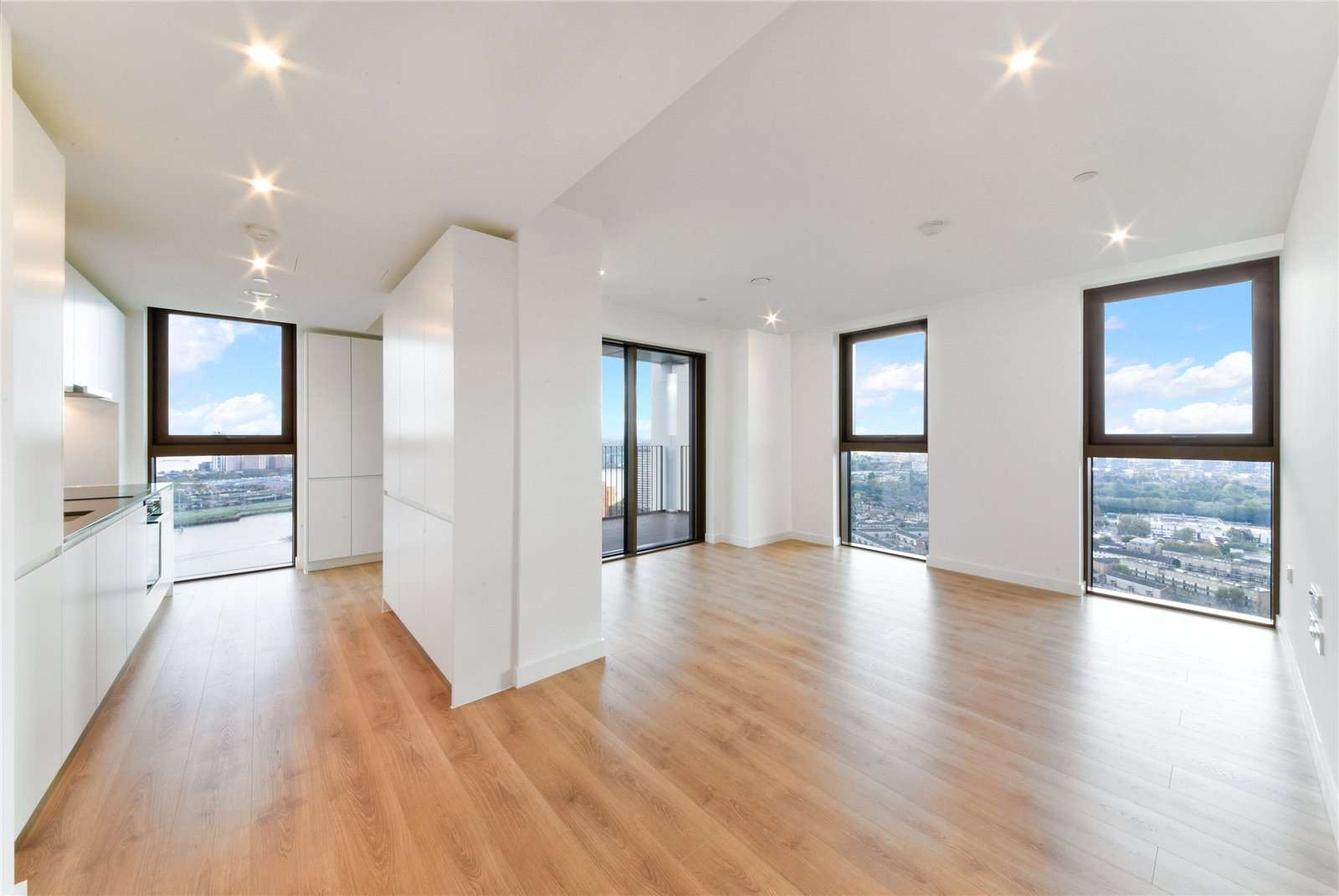 Marsh Wall, London, E14 9ZN | New Homes & New Builds to rent | Savills